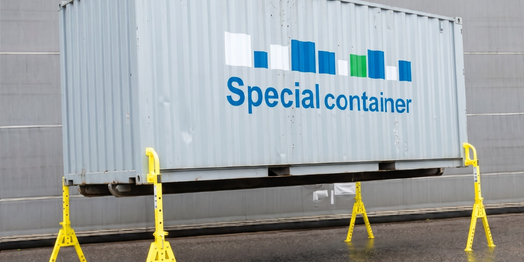 ConFoot container legs: From container delivery to temporary workspaces ...